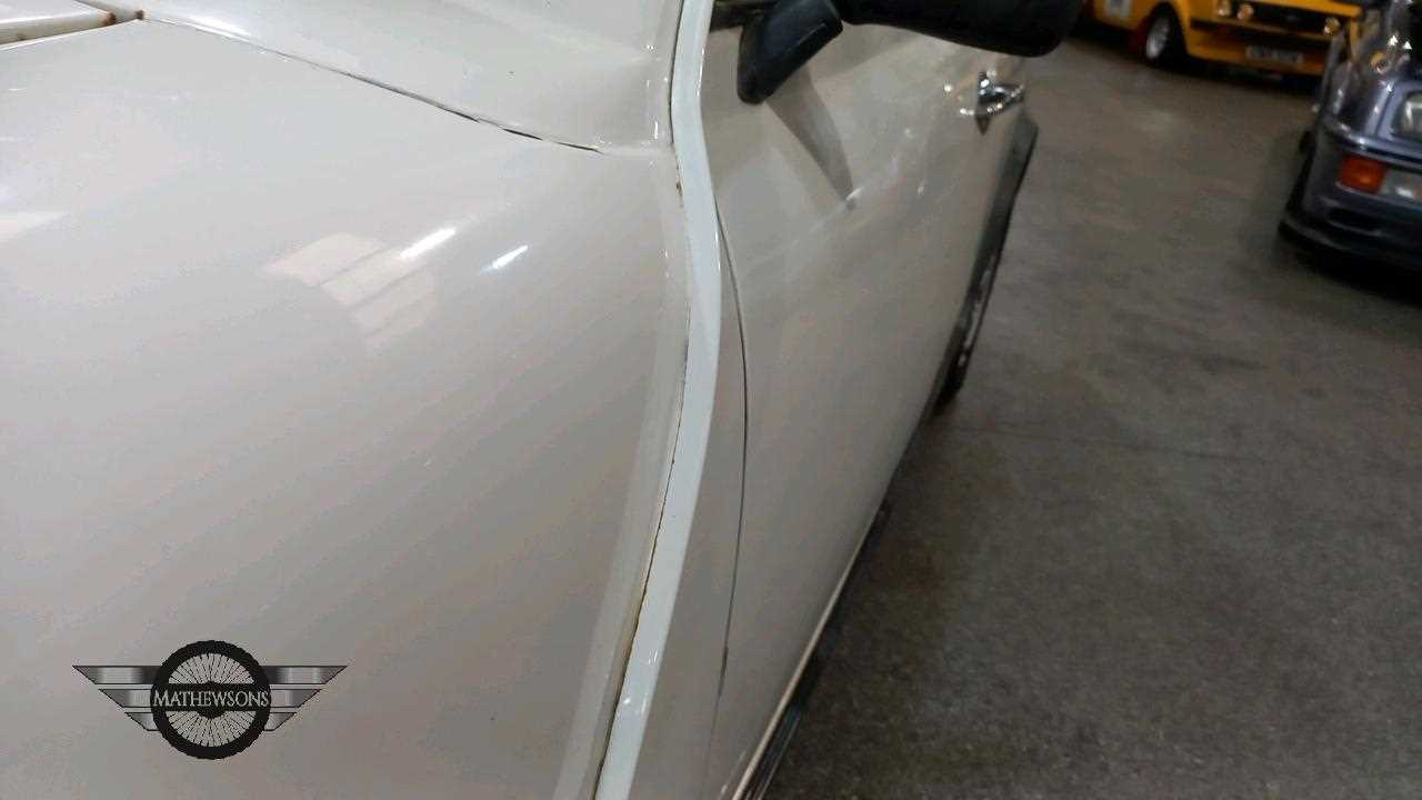 Lot 593 - 1989 AUSTIN MINI SKY ROSE