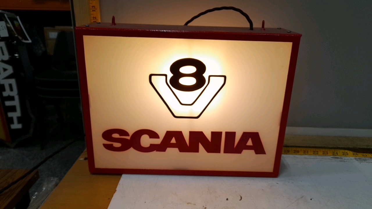 Lot 252 - SCANIA V8 LIGHT UP SIGN 17"X13"