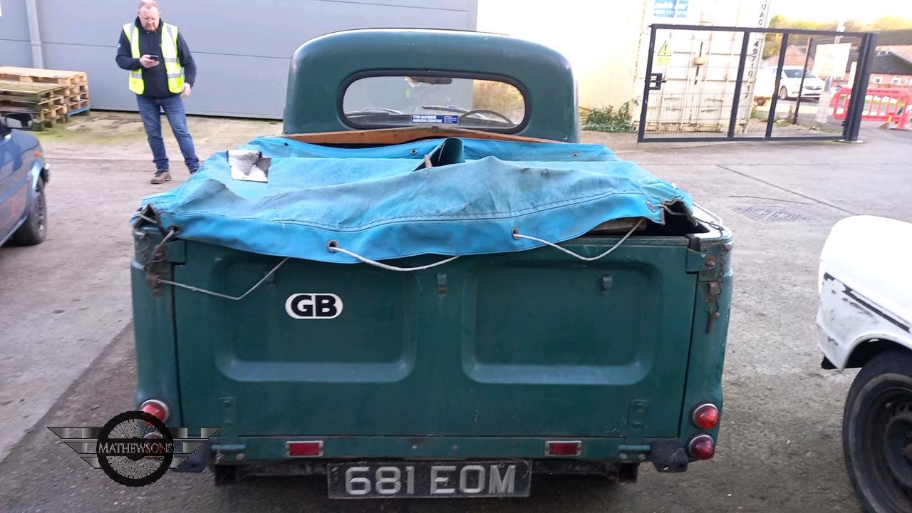 Lot 444 - 1961 MORRIS MINOR 1000 PICK-UP