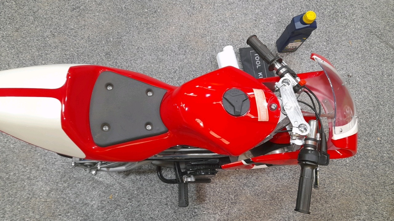 Lot 461 - RED,BLACK & WHITE 49CC MINI MOTO CHILDS BIKE