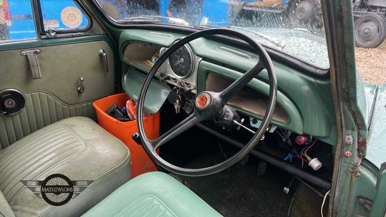 Lot 208 - 1966 MORRIS MINOR 1000