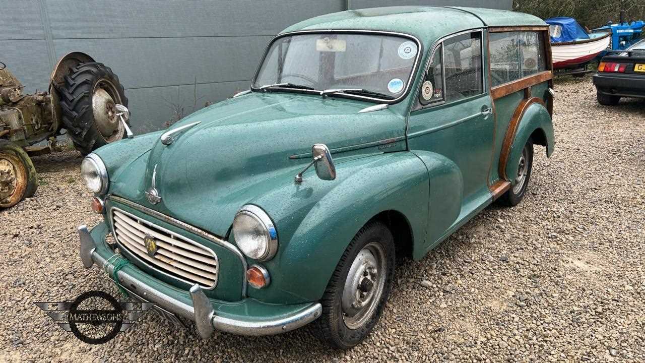 Lot 208 - 1966 MORRIS MINOR 1000