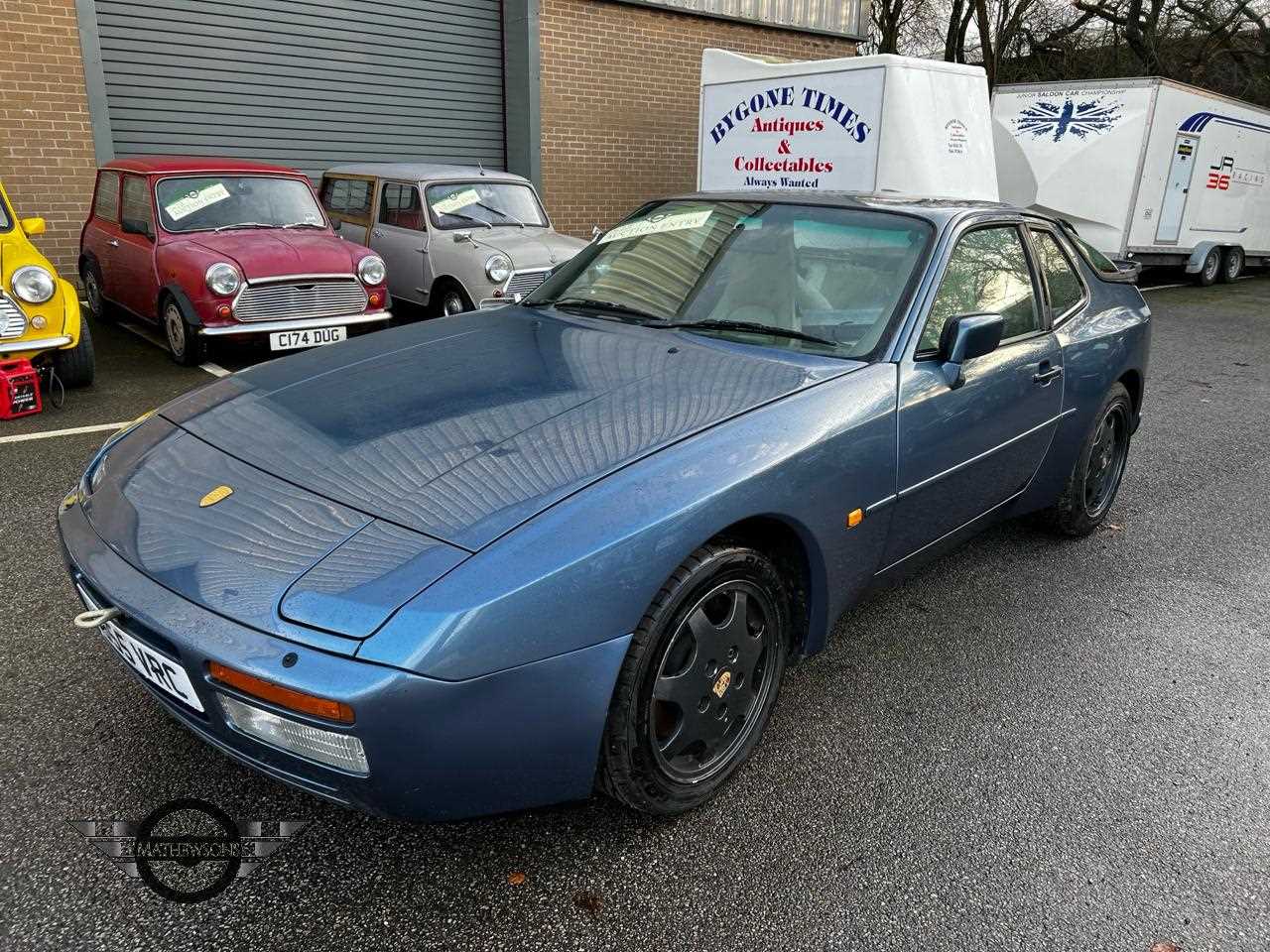 Lot 513 - 1990 PORSCHE 944 TURBO
