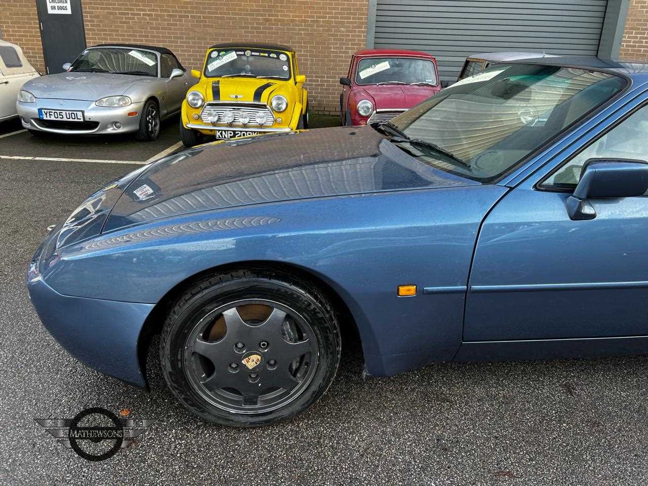Lot 513 - 1990 PORSCHE 944 TURBO