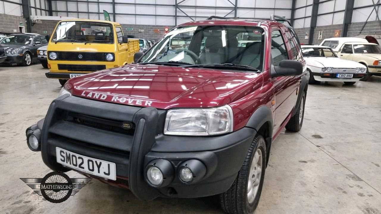 Lot 56 - 2002 LAND ROVER FREELANDER V6I ES AUTO