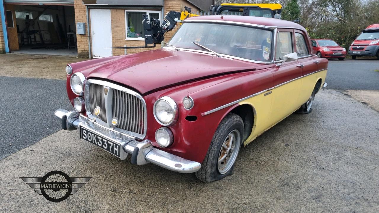 Lot 24 - 1969 ROVER P5 B V8