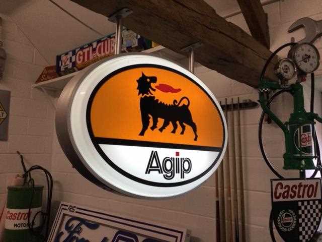 Lot 190 - DOUBLE SIDED ILLUMINATED AGIP SIGN