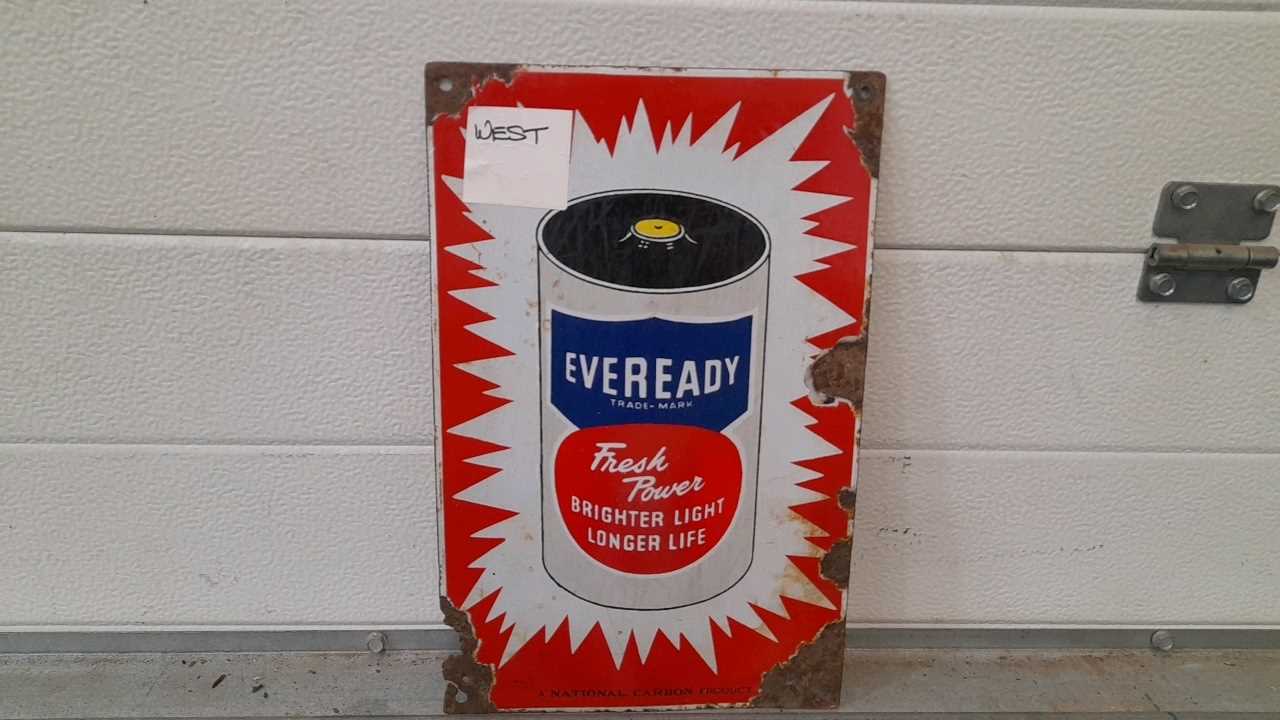 Lot 516 - EVEREADY BATTERIES SIGN 14" X 9"