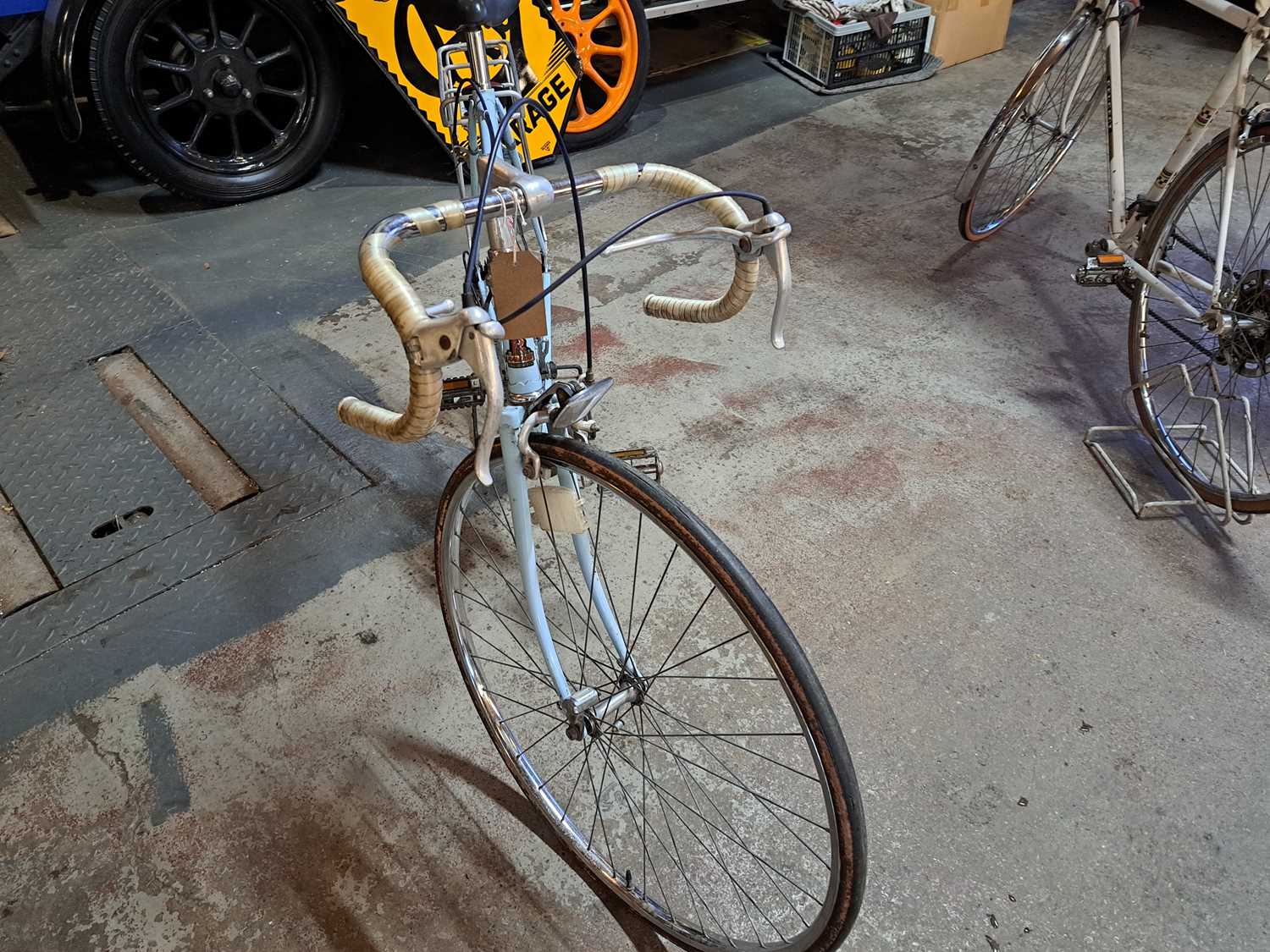 Lot 504 - RALEIGH 1970'S RACING BIKE