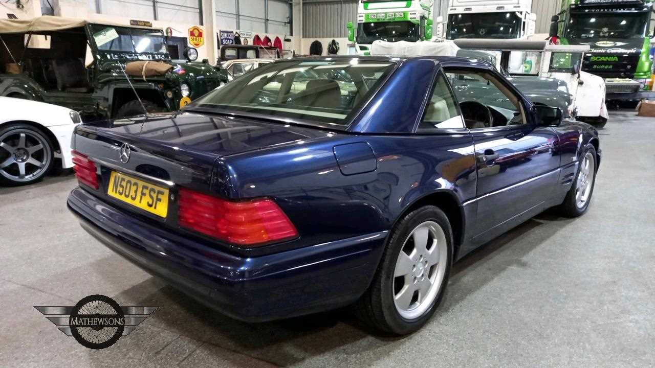 Lot 475 - 1996 MERCEDES SL 320 AUTO