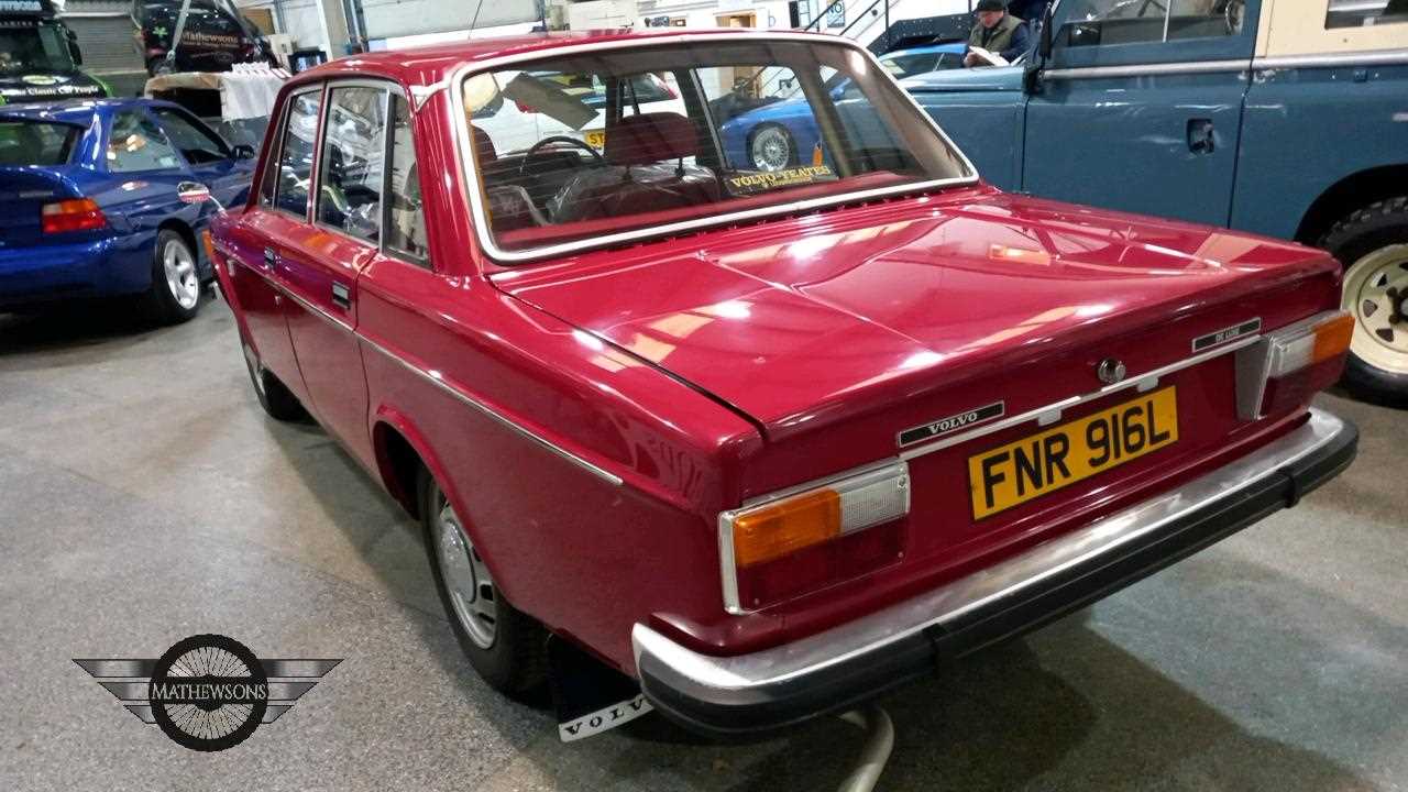 Lot 81 - 1973 VOLVO 144 DL AUTO