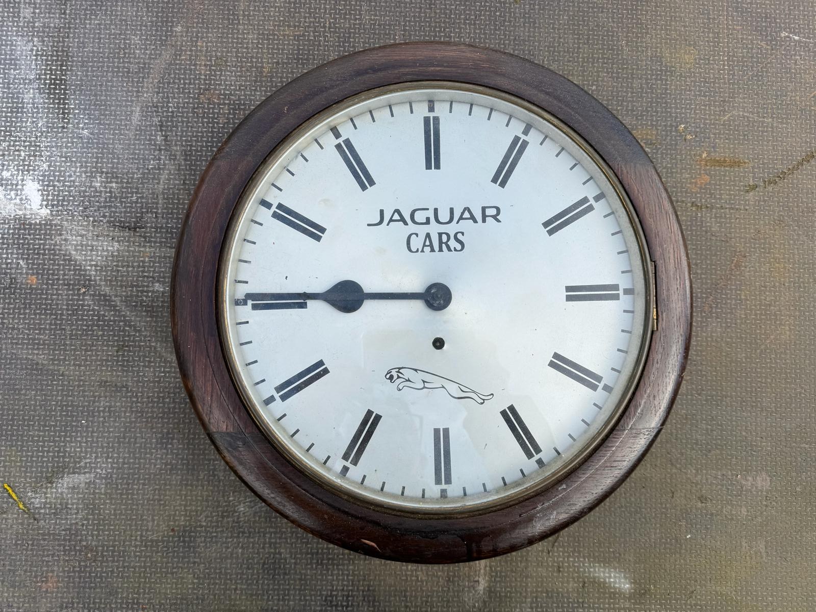 Lot 124 - JAGUAR CARS CLOCK 12" DIA