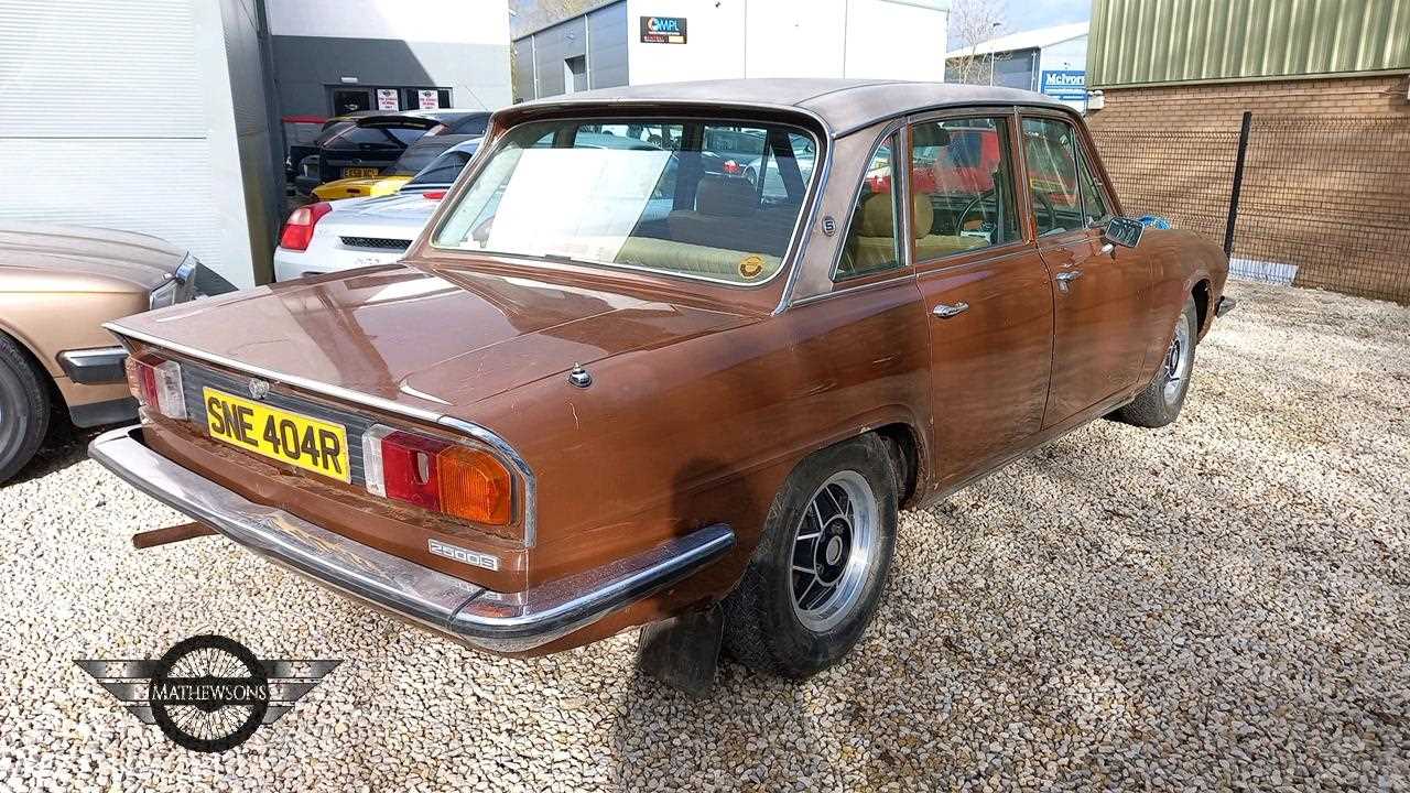 Lot 9 - 1977 TRIUMPH 2500 S