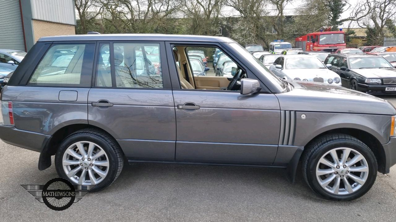 Lot 628 - 2006 LAND ROVER RANGE ROVER V8 VOGUE AUTO