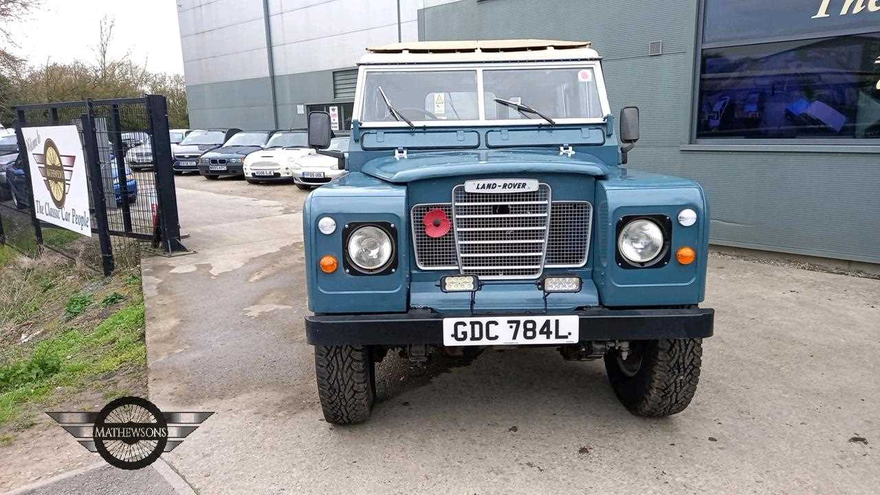 Lot 29 - 1972 LAND ROVER 109 SERIES 3 LONG WHEEL BASE