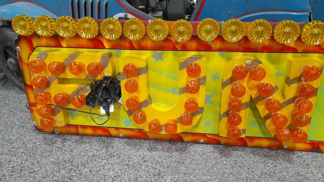 Lot 417 - 1970'S "FUN CITY" ILLUMINATED FUN FAIR SIGN,