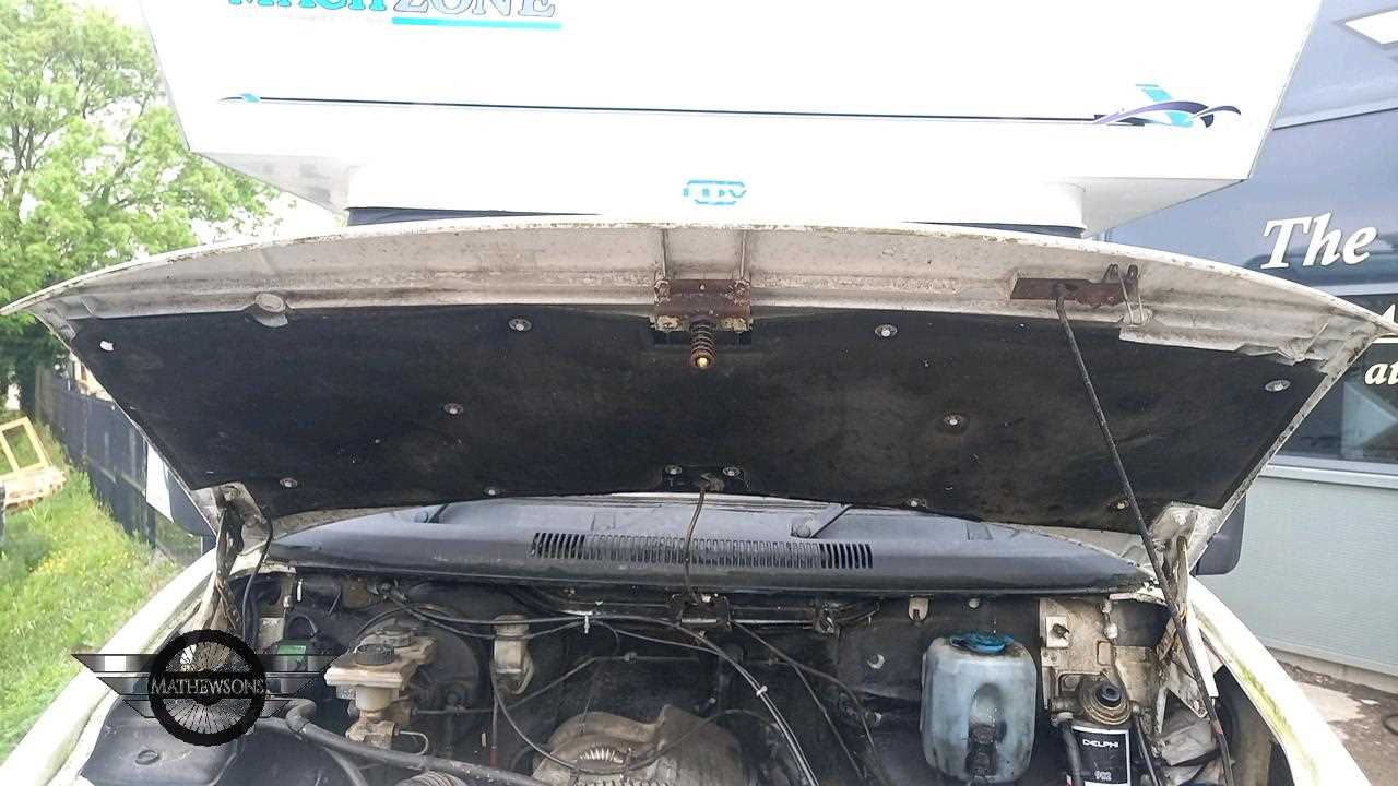 Lot 374 - 1999 LDV 200 PILOT DIESEL MOTOR CARAVAN