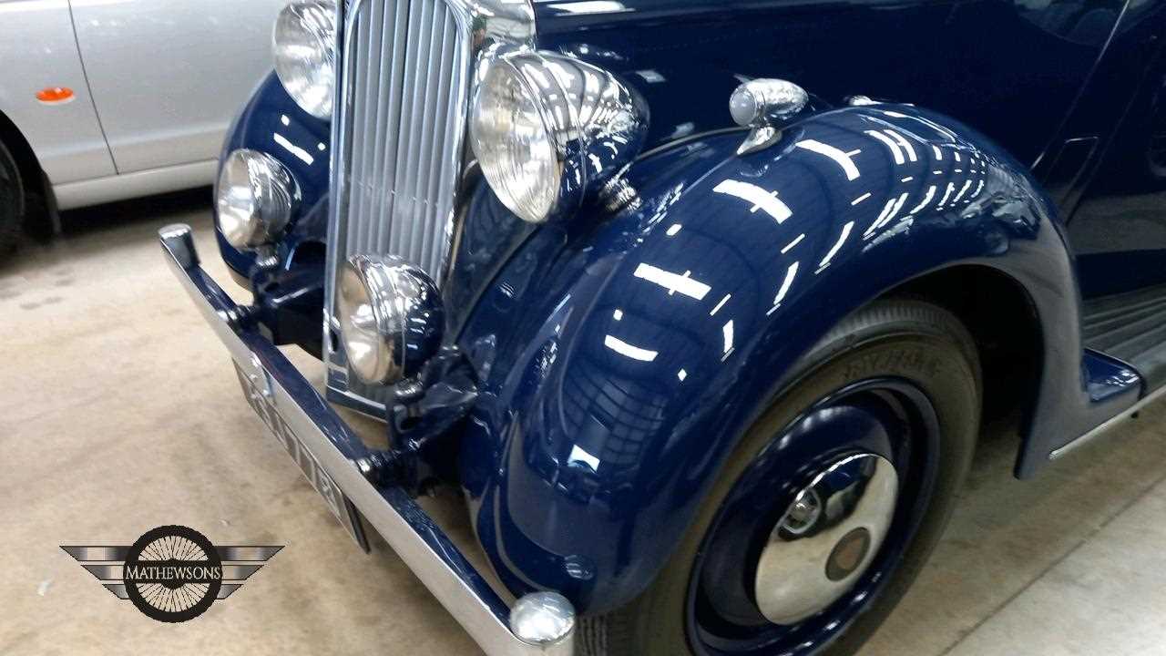 Lot 216 - 1946 ROVER P2