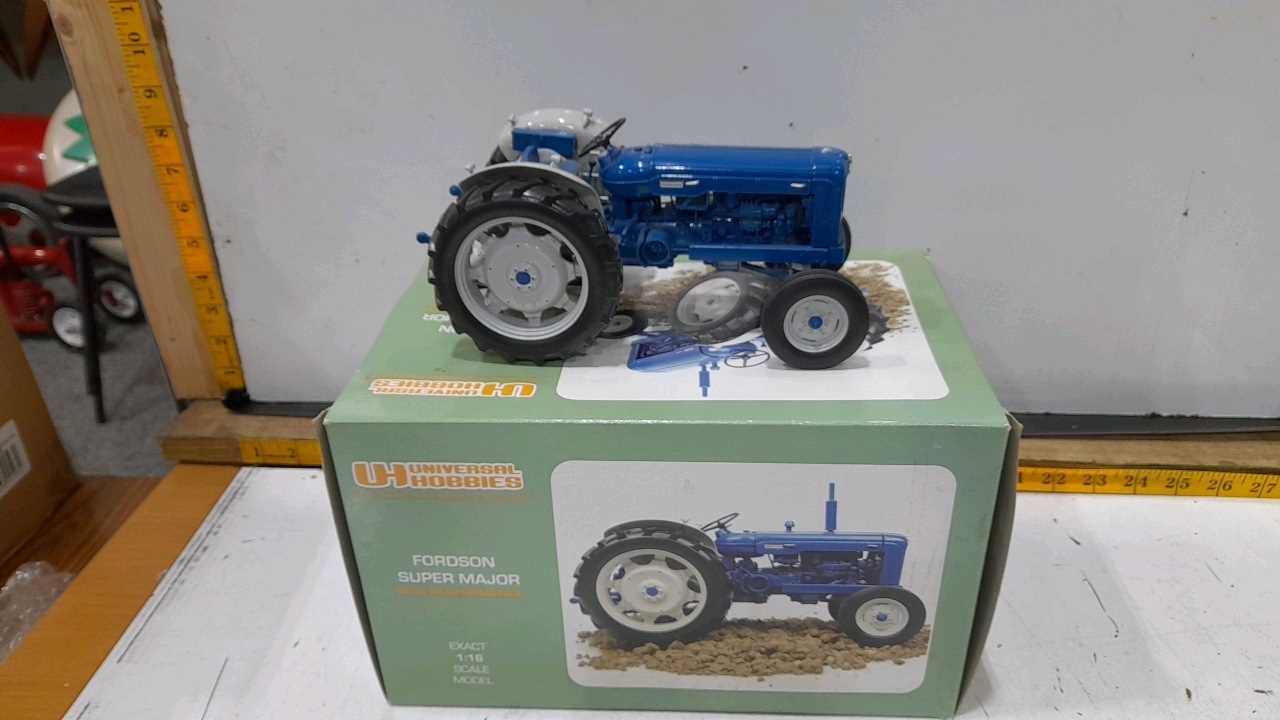 Lot 121 - FORDSON SUPER MAJOR 1-16 SCALE MODEL