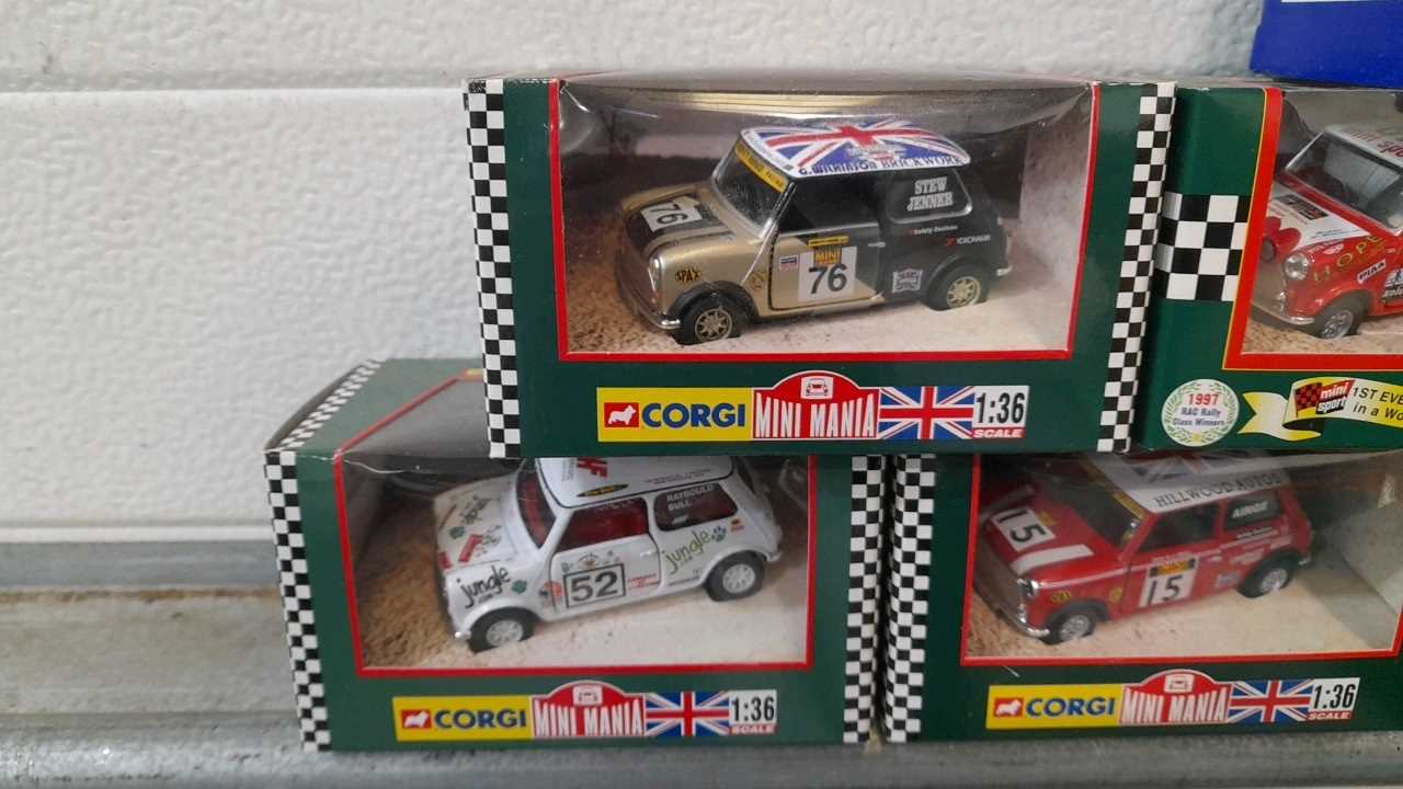 Lot 793 - SELECTION OF CORGI MINI MODELS 1.36 SCALE