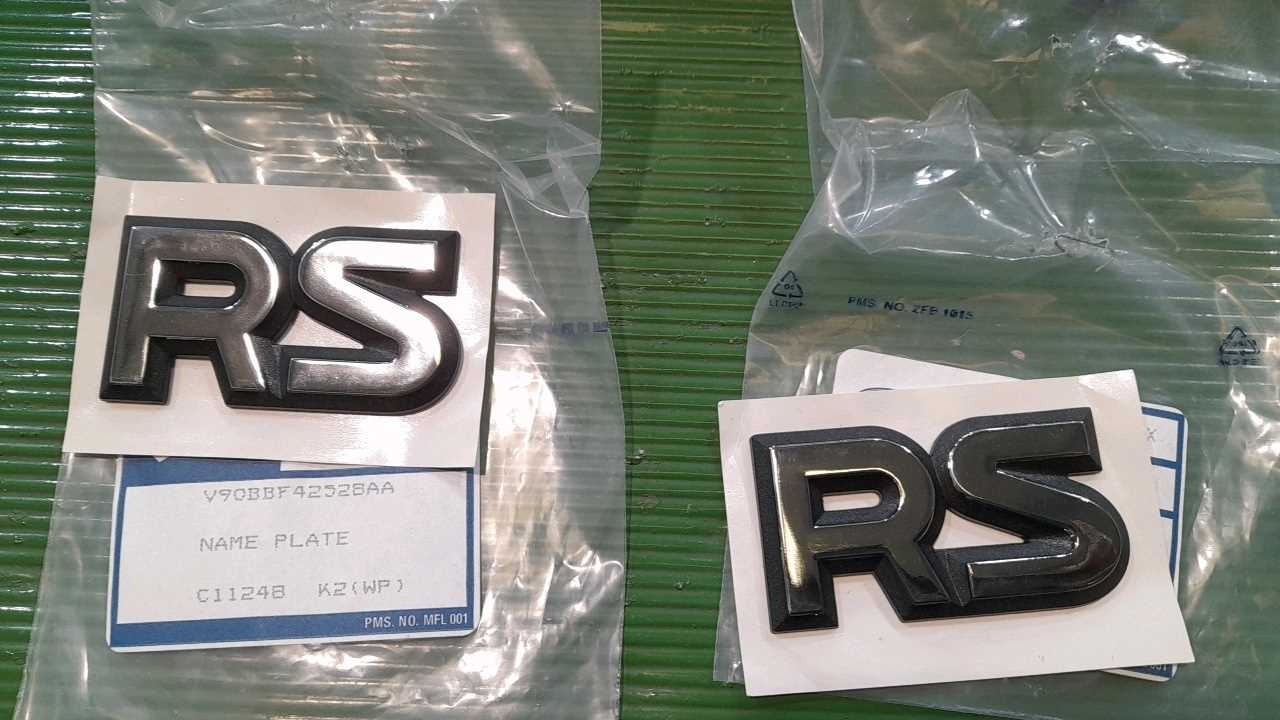 Lot 815 - ORIGINAL FORD CAR BADGES, NEW OLD STOCK IN