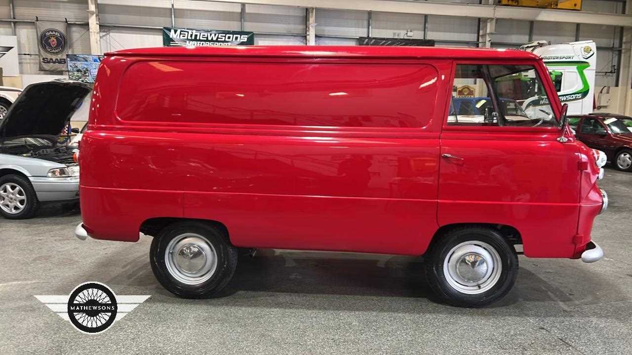 Lot 169 - 1963 FORD 400E THAMES