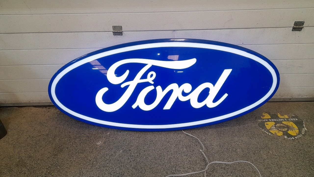 Lot 130 - FORD OVAL DEALERSHIP, LIGHT UP SIGN 60" X 26"