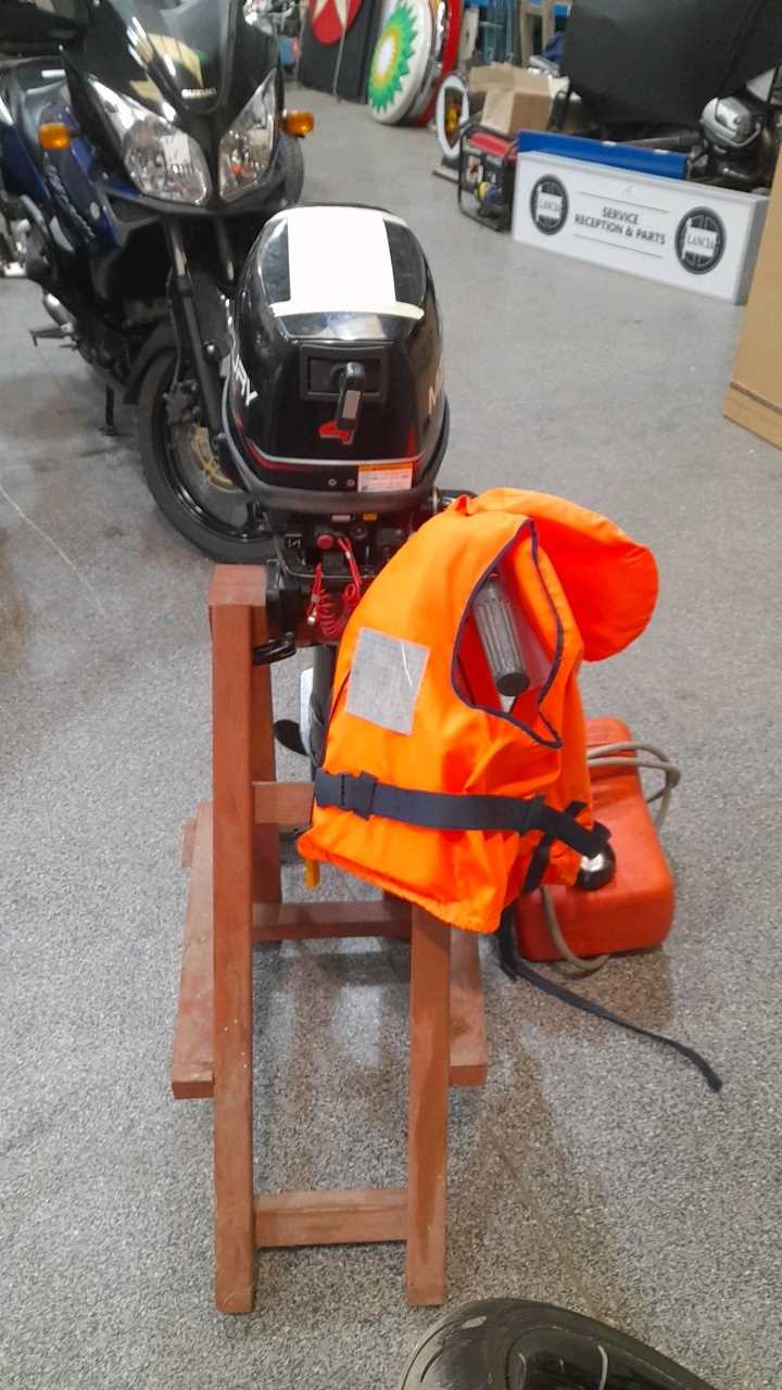 Lot 877 - MERCURY 4 FOUR STROKE OUTBOARD ENGINE