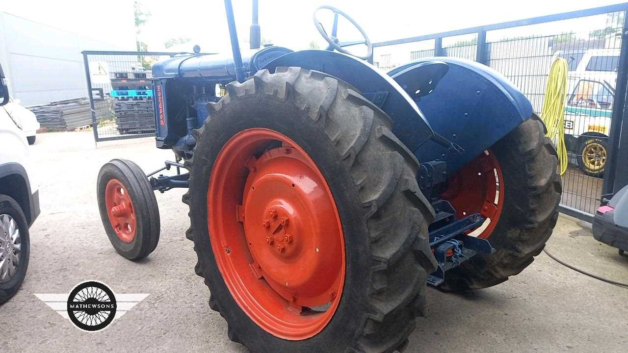 Lot 313 - 1945 FORDSON E27N