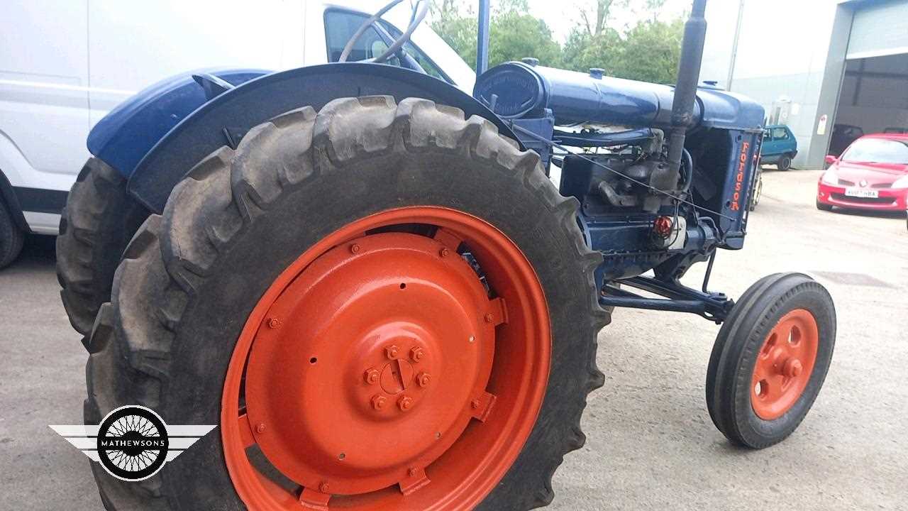 Lot 313 - 1945 FORDSON E27N