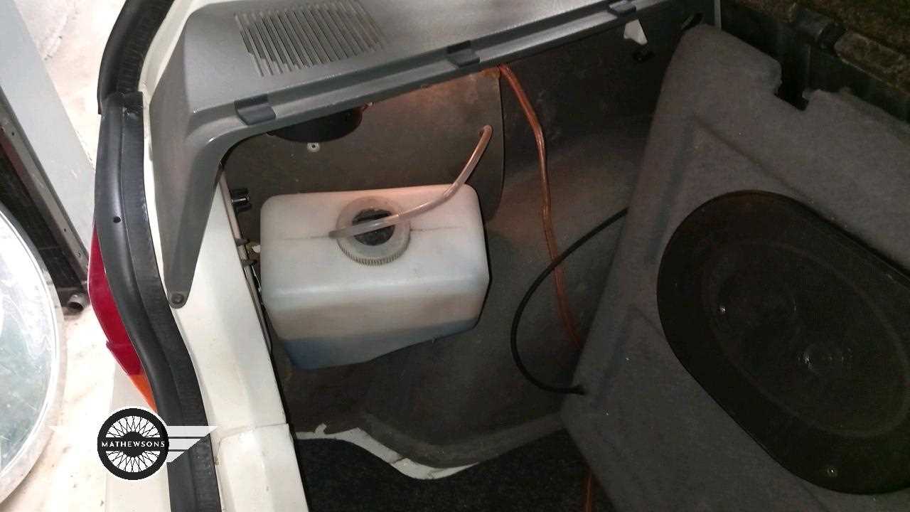 Lot 28 - 1989 ROVER METRO MG TURBO