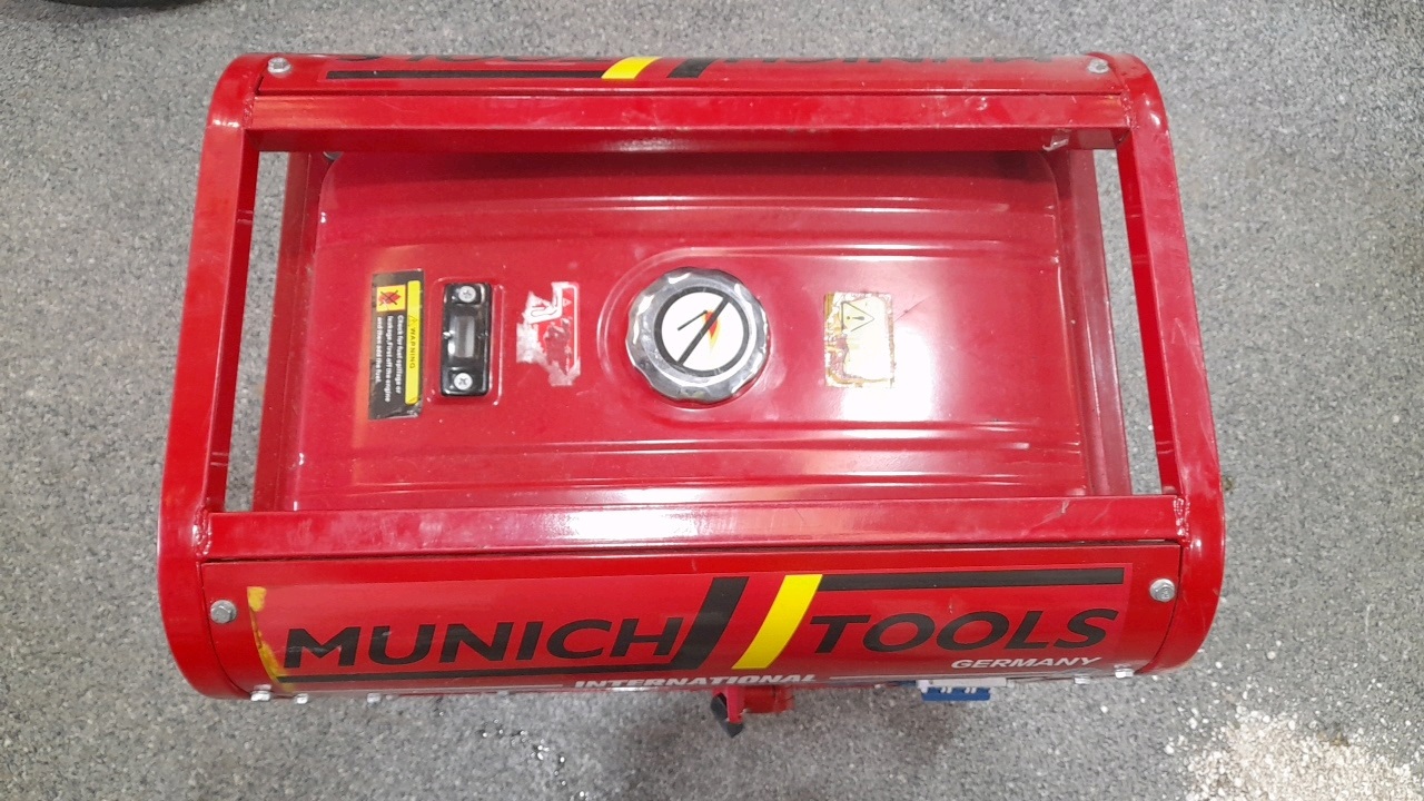 Lot 401 - MUNICH TOOLS PETROL GENERATOR