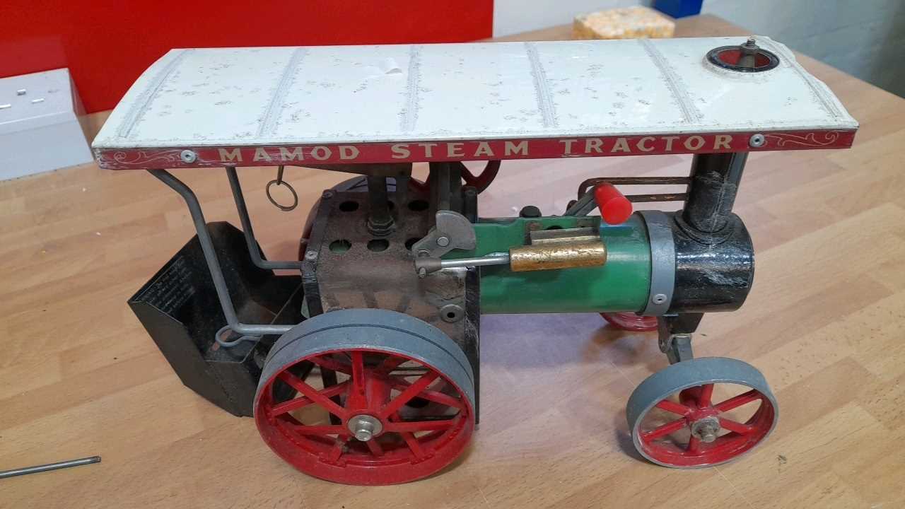 Lot 119 - MAMOD STEAM TRACTOR C/W BOX