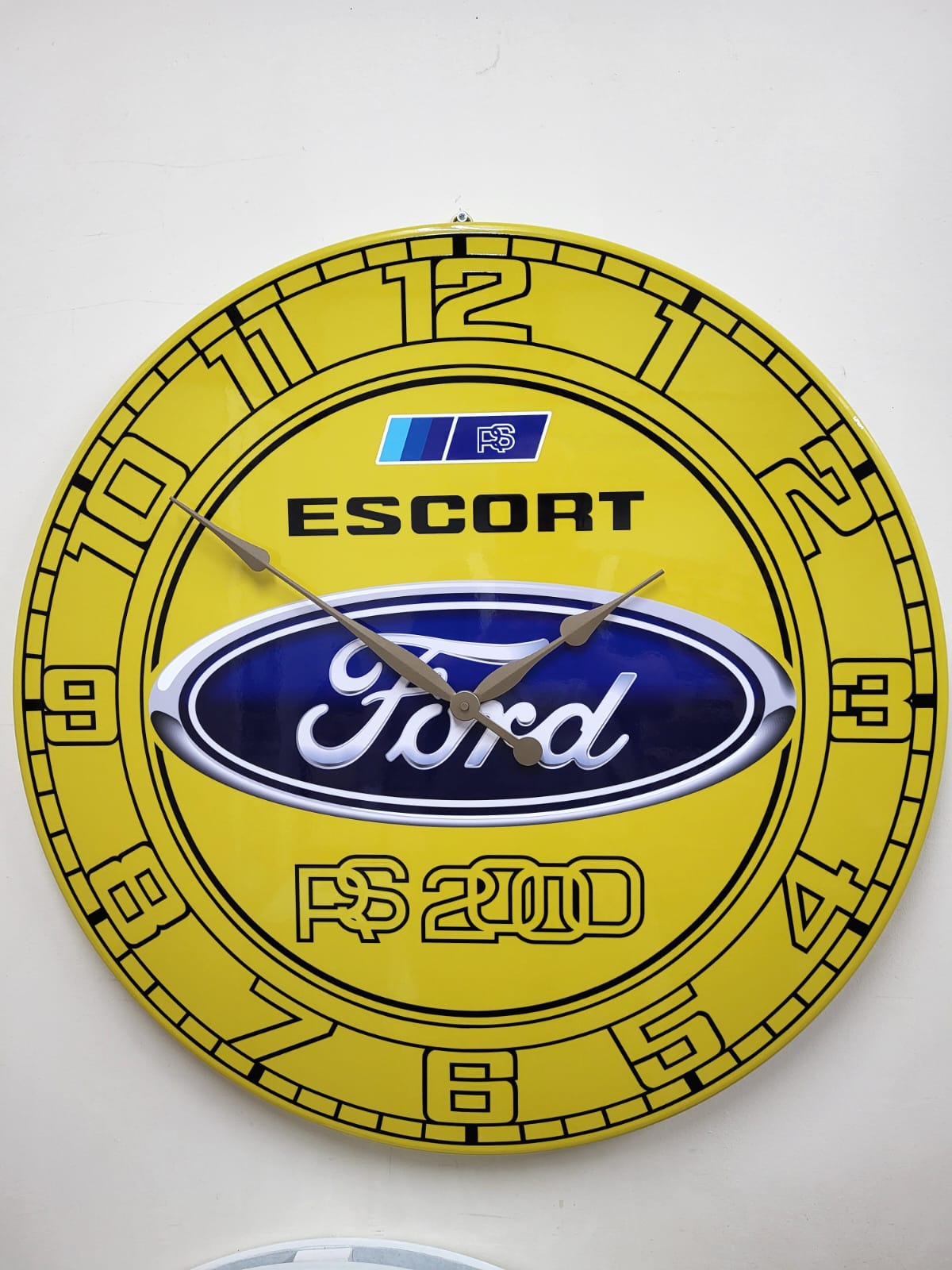 Lot 313 - YELLOW FORD ESCORT RS 2000 CLOCK