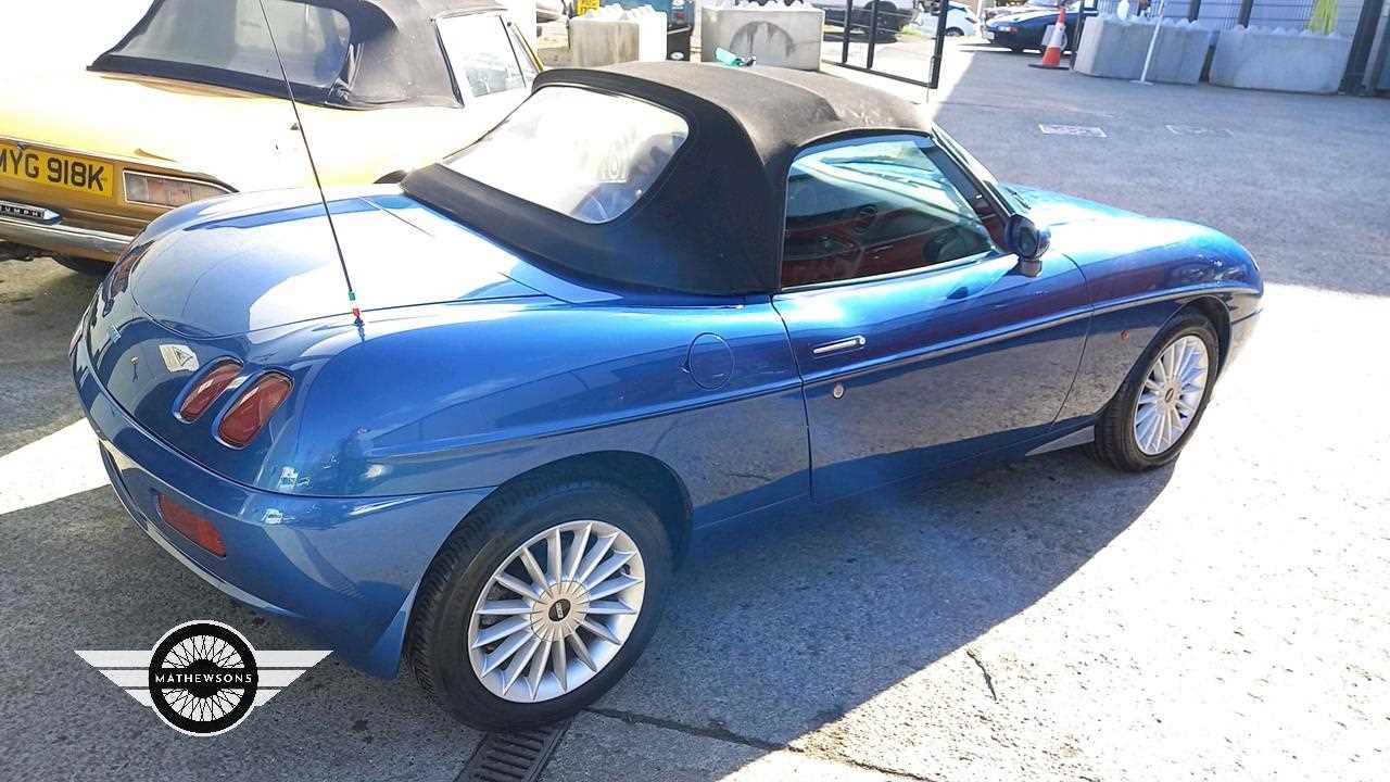 Lot 542 - 2000 FIAT BARCHETTA