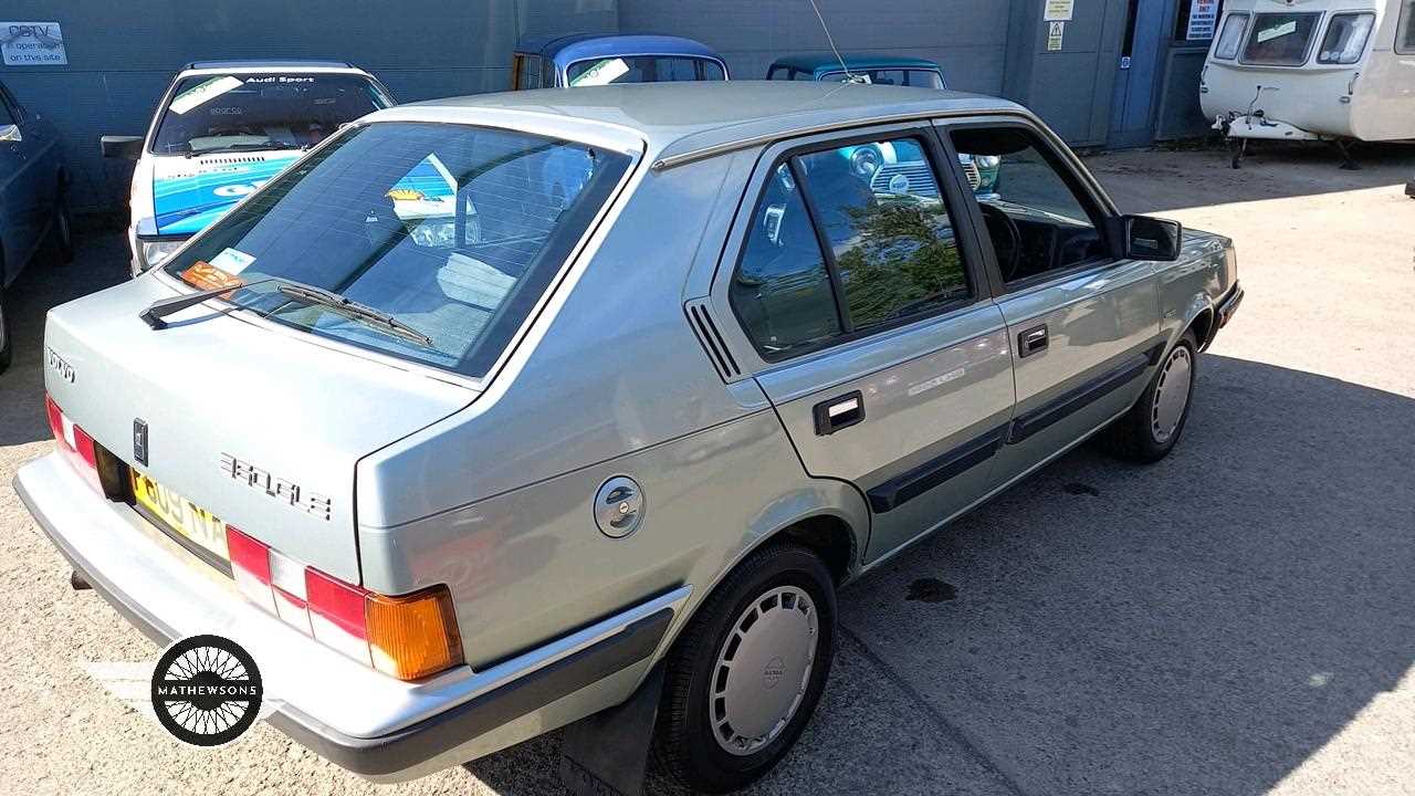 Lot 544 - 1988 VOLVO 360 GLE