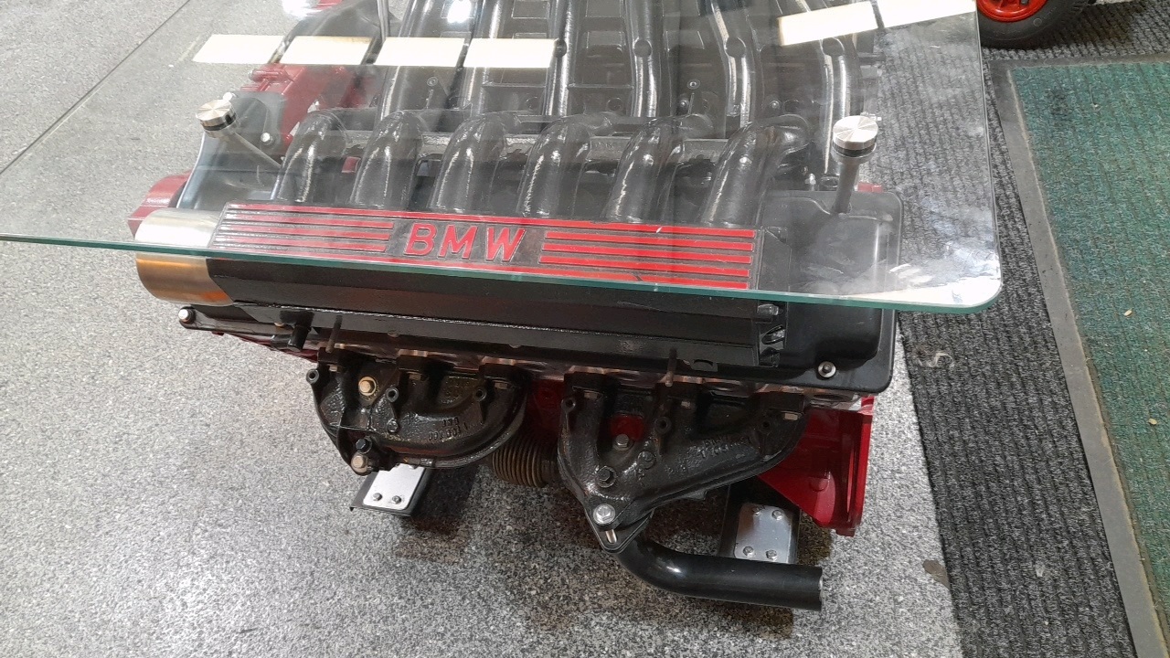 Lot 619 - BMW ENGINE COFFEE TABLE