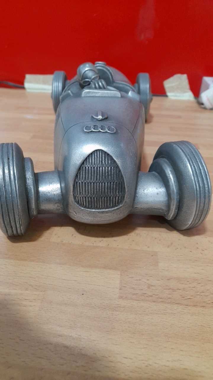 Lot 101 - 1937 AUTO UNION MODEL