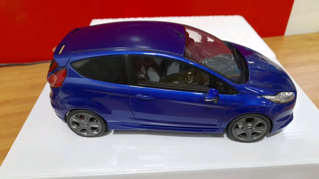 Lot 280 - MK7 FORD FIESTA ST 1.18 SCALE MODEL BY OTTO