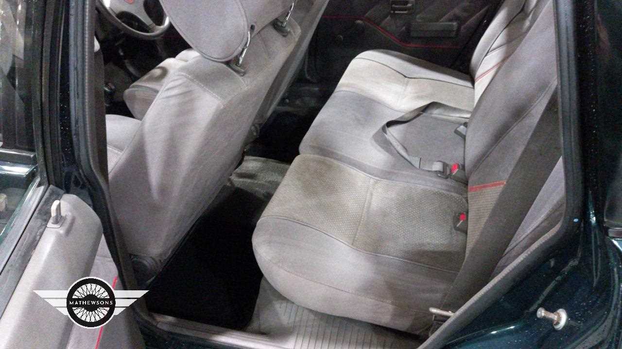 Lot 662 - 1991 ROVER MAESTRO MG TURBO