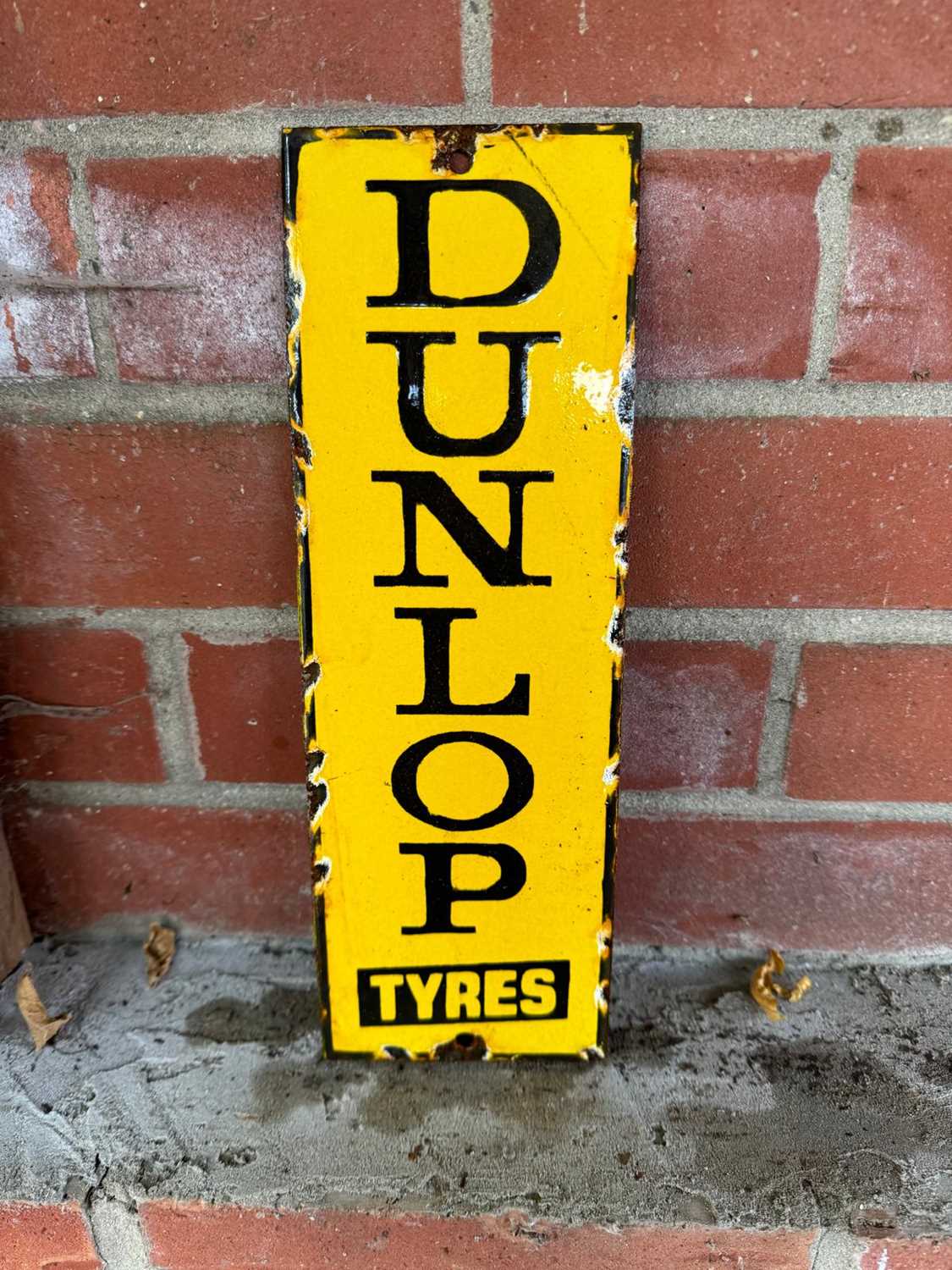 Lot 521 - DUNLOP ENAMEL SIGN 12" X 4"