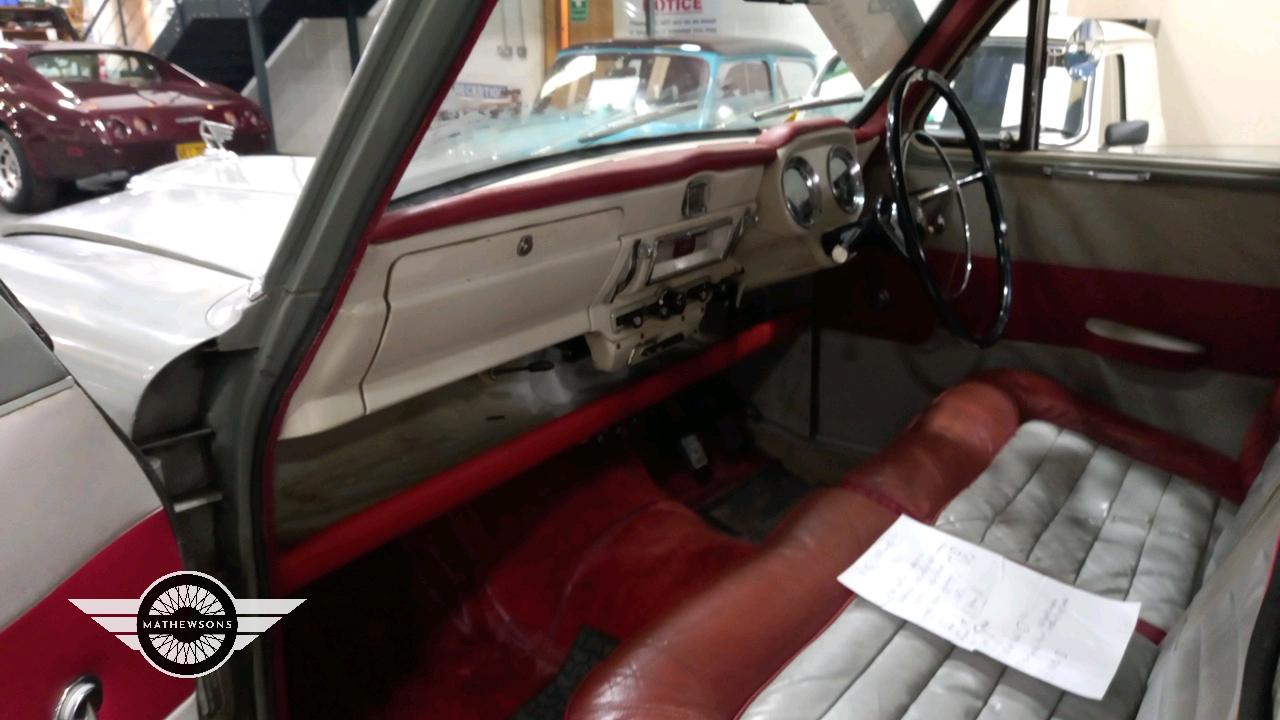 Lot 378 - 1957 AUSTIN WESTMINSTER A105