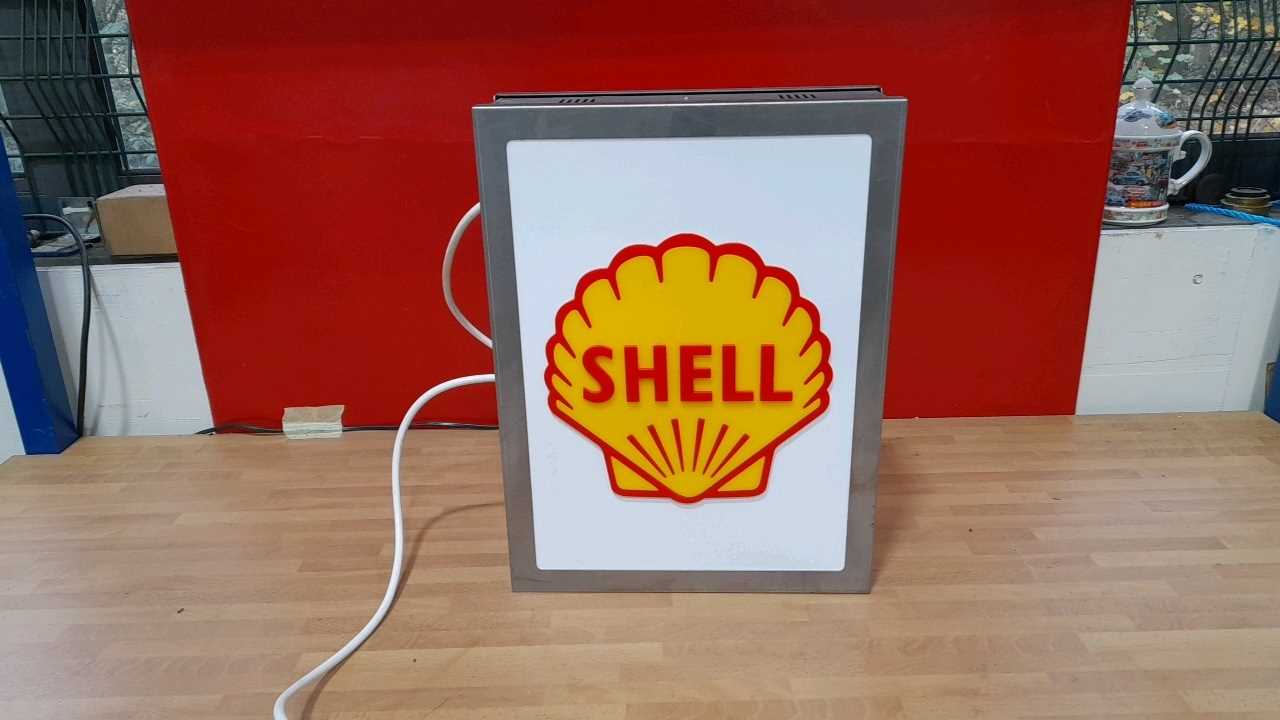 Lot 825 - MOBIL / SHELL DOUBLE SIDED, LIGHT UP SIGN 16"