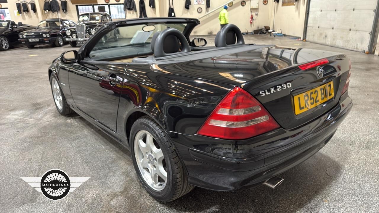 Lot 348 - 2002 MERCEDES SLK 230 KOMPRESSOR