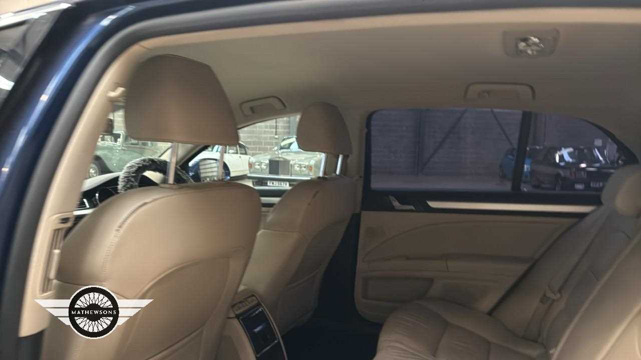 Lot 370 - 2010 SKODA SUPERB ELEGANCE CRTDI A