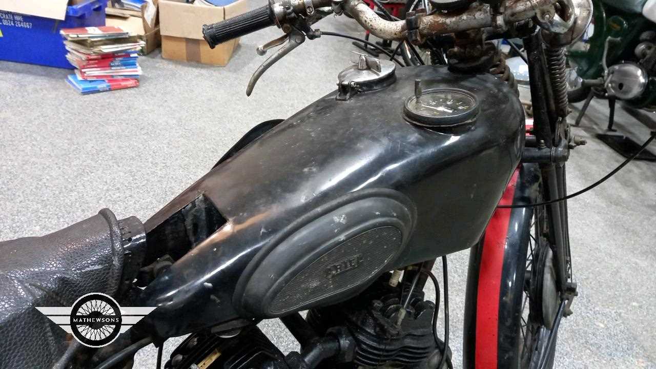 Lot 460 - 1946 ARIEL V TWIN JAP SPECIAL