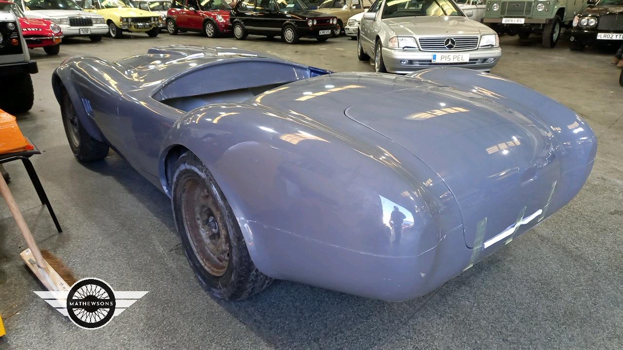 Lot 830 - GARDNER DOUGLAS AC COBRA KIT CAR