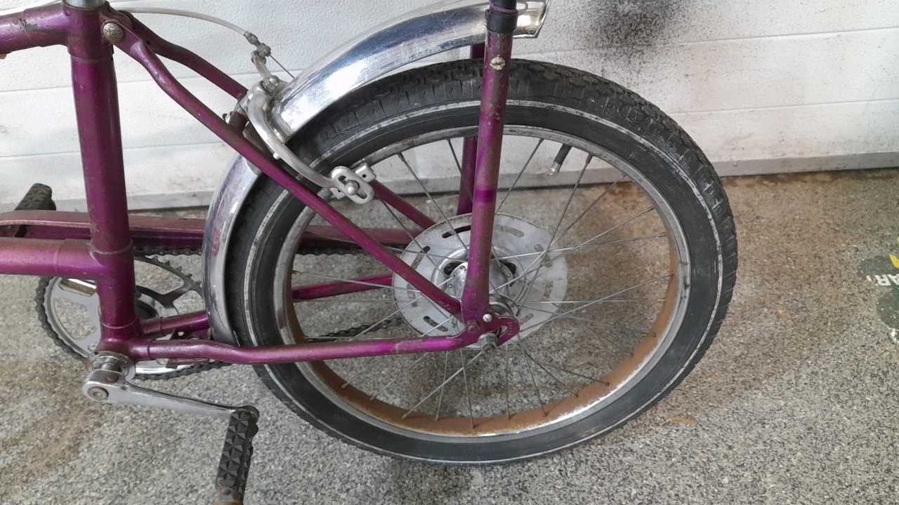 Lot 107 - 1970'S VINDEC HIGH RISER BICYCLE