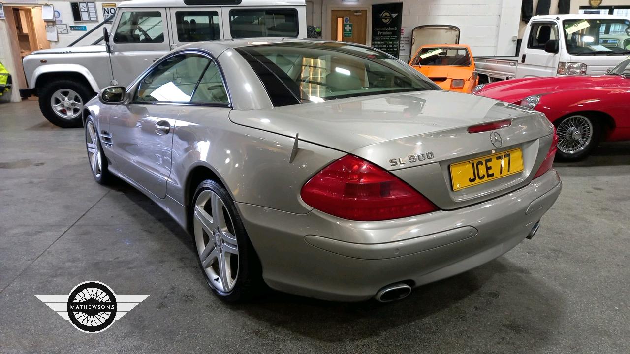 Lot 844 - 2003 MERCEDES SL500 AUTO