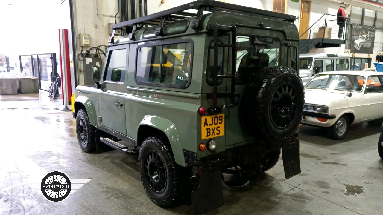 Lot 718 - 2009 LAND ROVER DEFENDER 90 COUNTY SW SWB